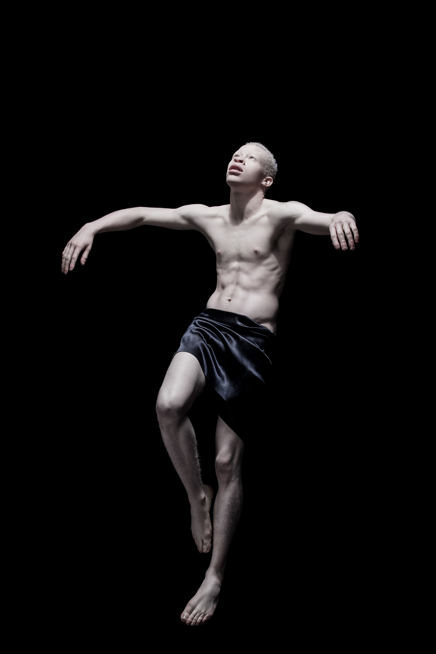 Christ figure in Justin Dingwall’s Albus series – Art & Theology