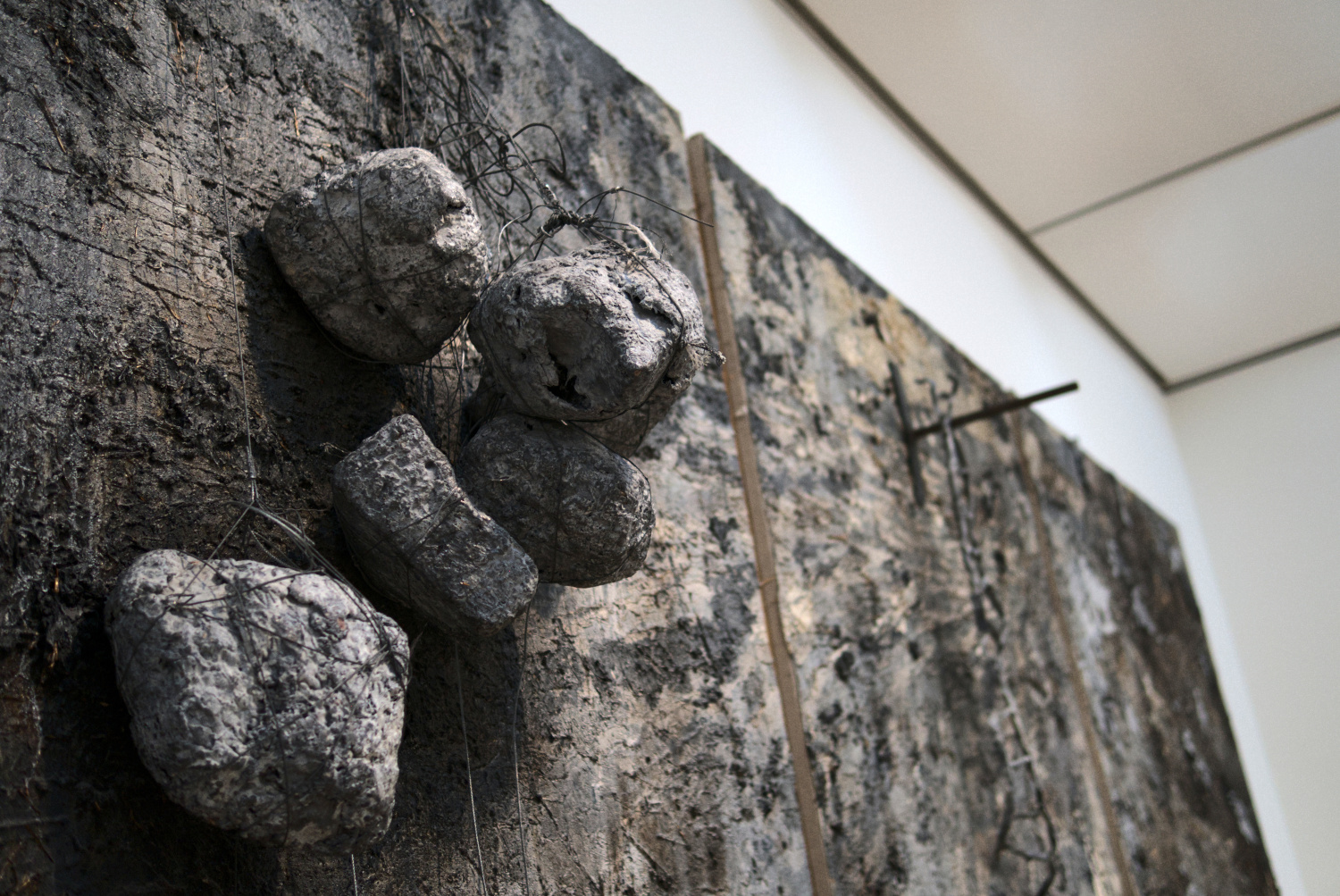 Roundup: Baby Jesus in the rubble of Gaza, a dragon at the Nativity ...